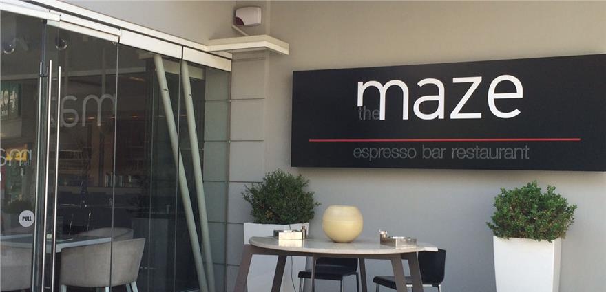 Maze Coffee Shop